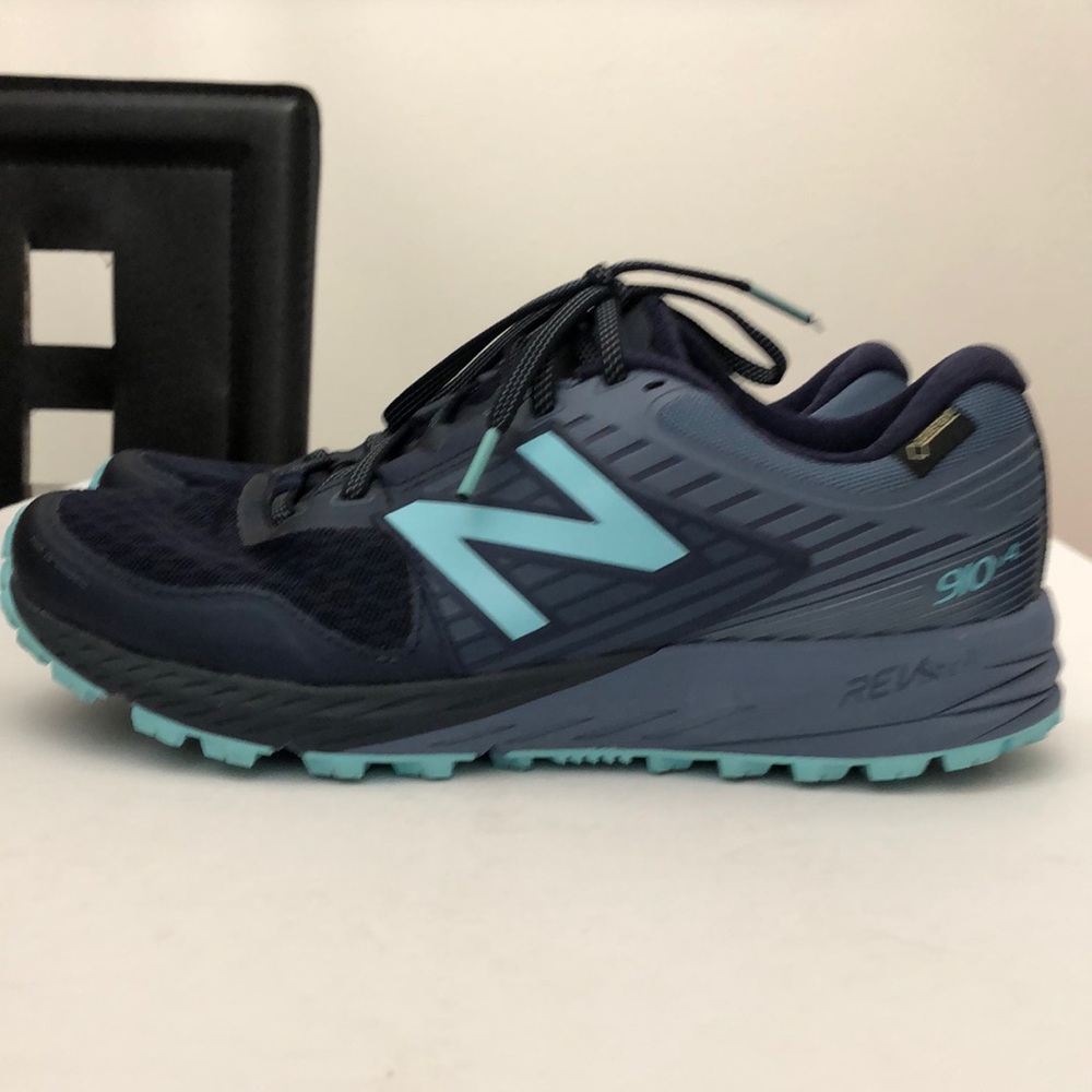 New Balance 910 V4 Running Sneakers Womens Size 8 - Gem